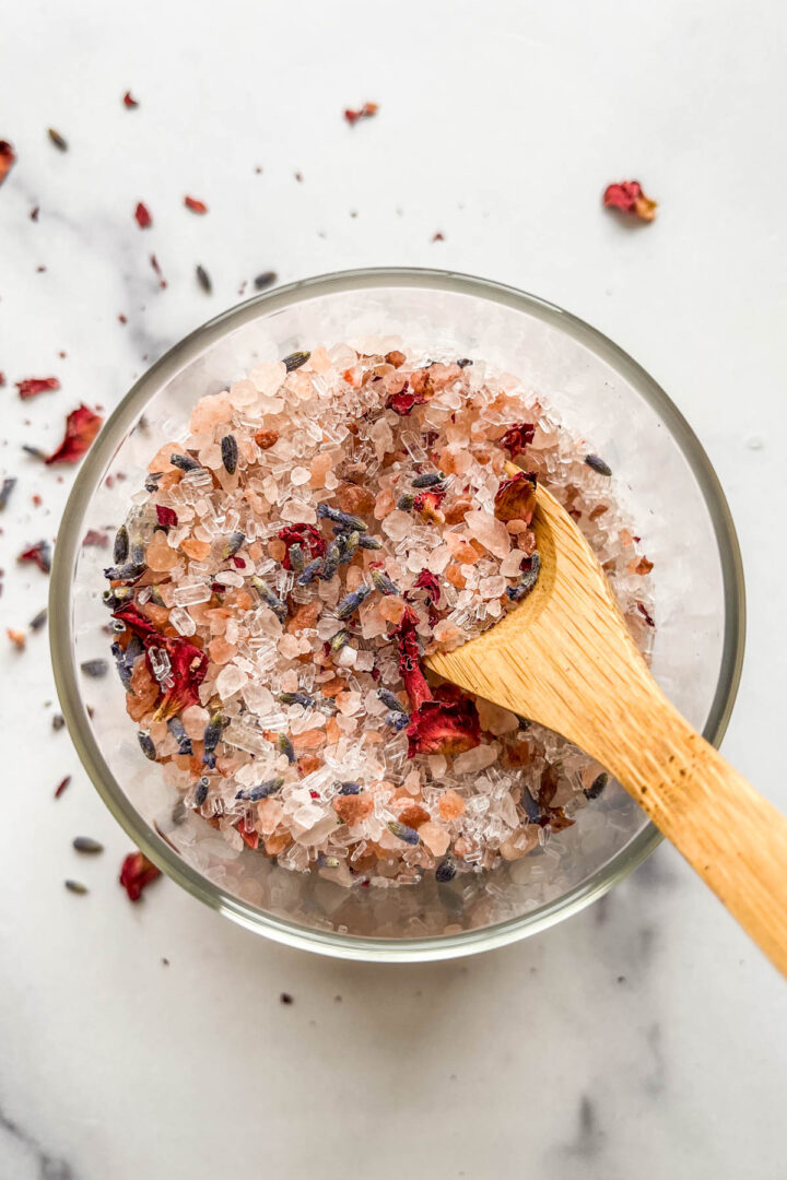 DIY Bath Soak - A Thousand Lights